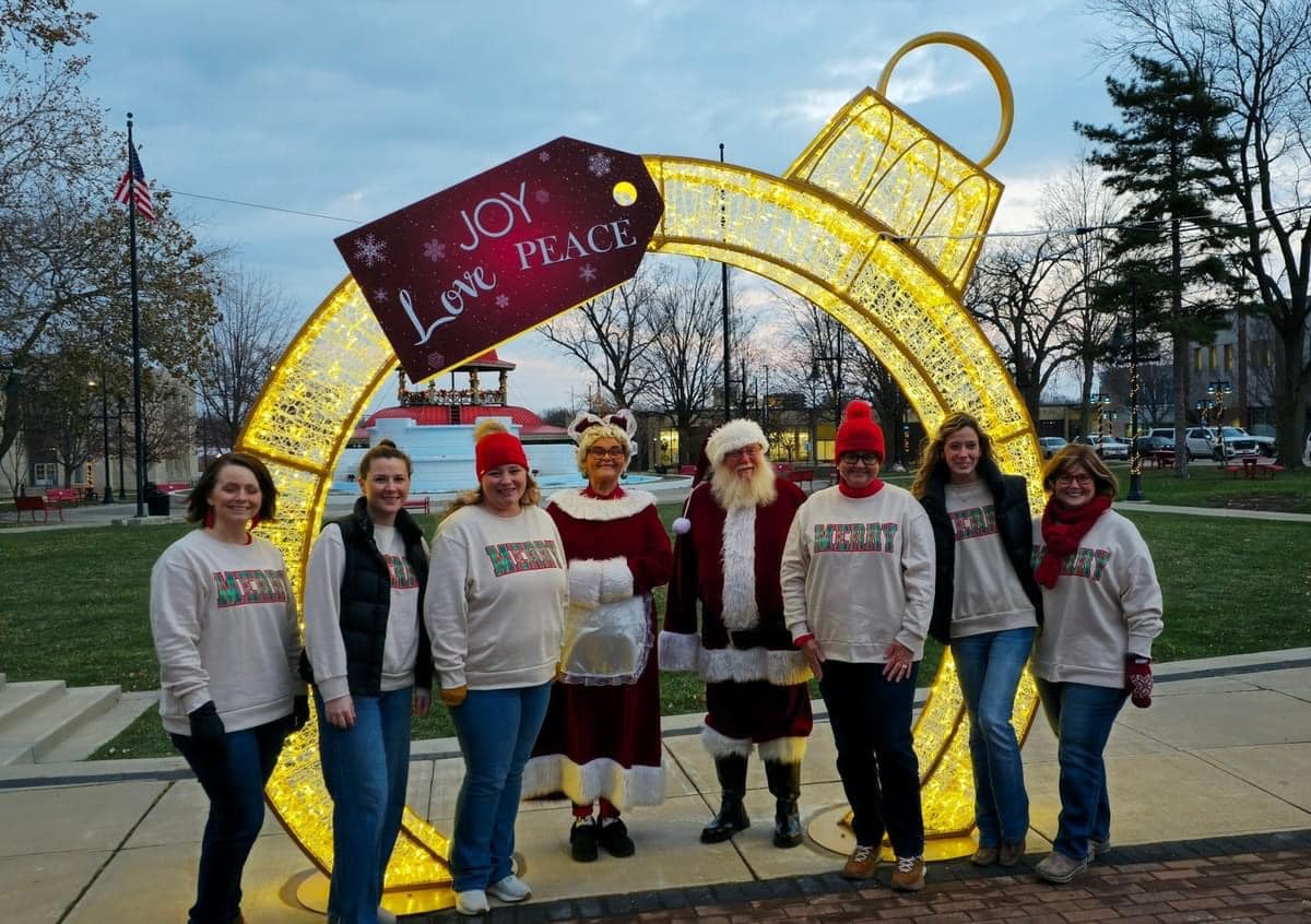 HICF, DECU and DACVB Gift Dazzling Ornament Display to Decatur…